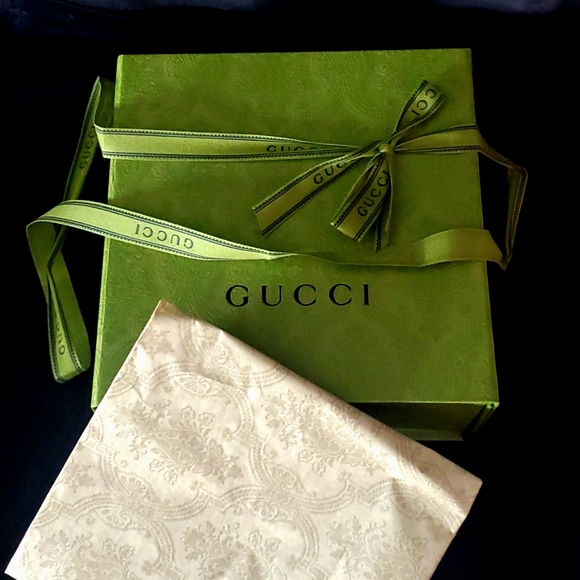 Gucci | Party Supplies | Gucci Gift Box With Gucci Ribbon And Tissue ...